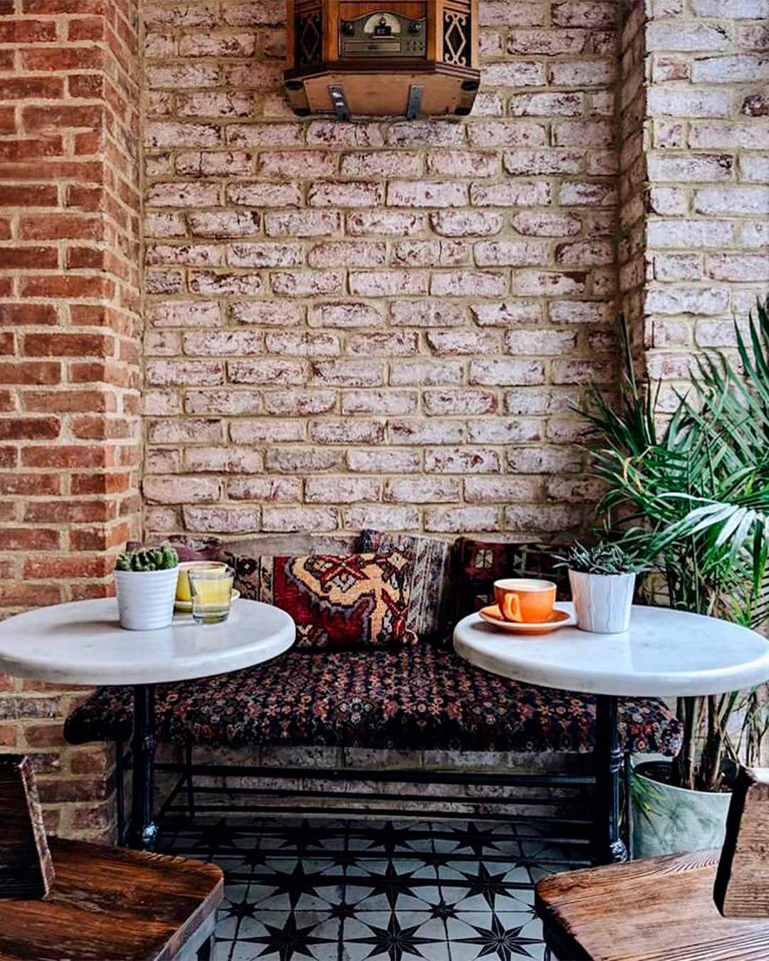 Very Small Restaurant Design