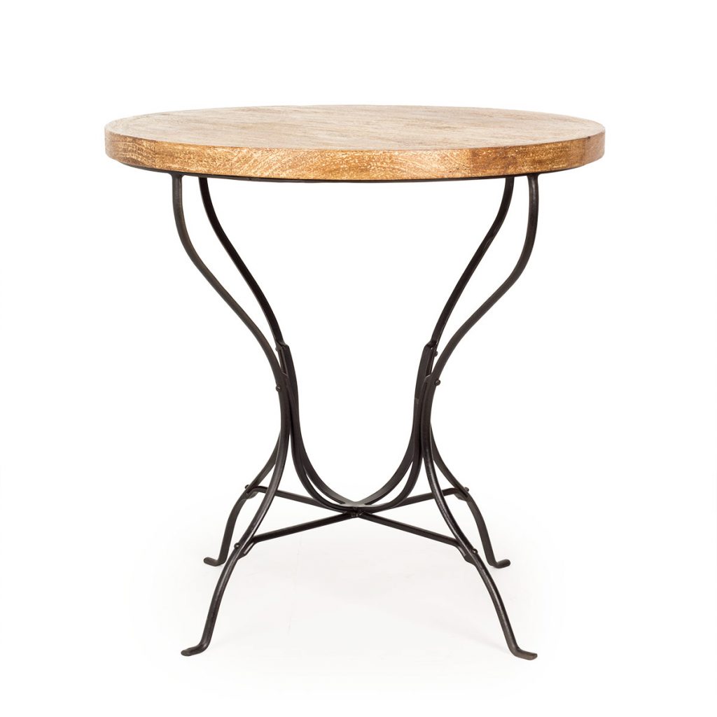 Round cafeteria tables, a romantic design.