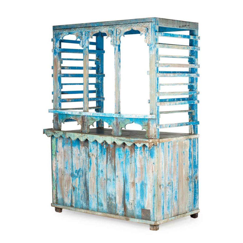 Antique shop counters for shop decoration.